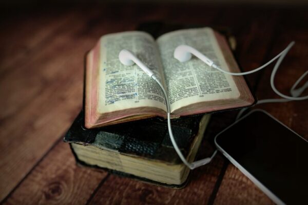Bible Study Podcast Playlists Listen to the Good News!
